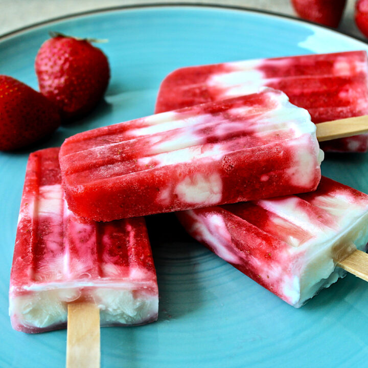 Strawberry Greek Yogurt Popsicles - The Foodie Physician