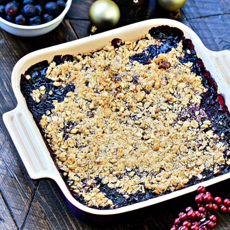 Blueberry Walnut Crumble - The Foodie Physician